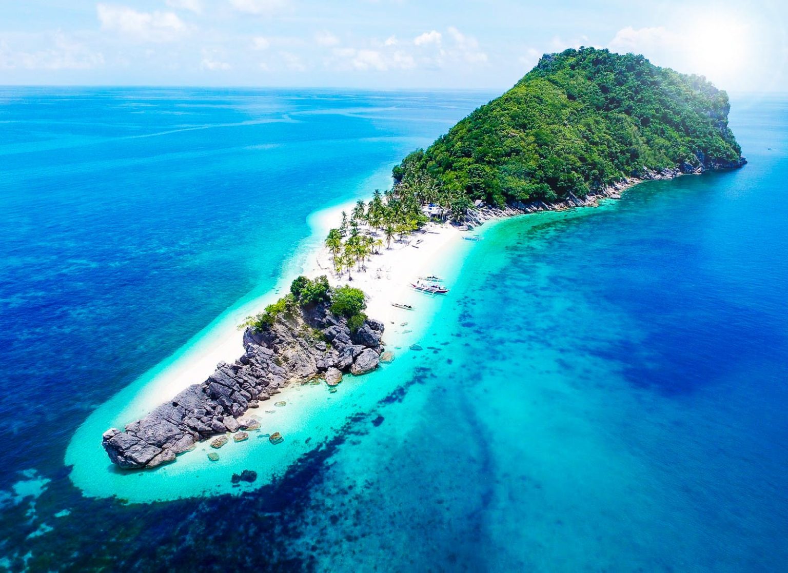 Gigantes Islands Guide for Very First Time Travelers - Holy Globe